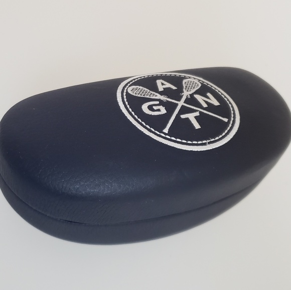 Gant | Accessories | Gant Case For Hard Clam Shell Case | Poshmark